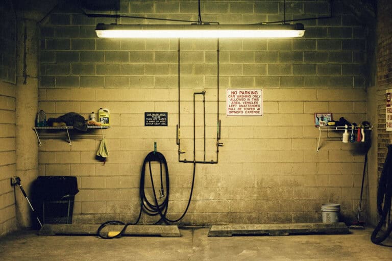 Indoor Photography Settings: 13 Techniques And Challenges