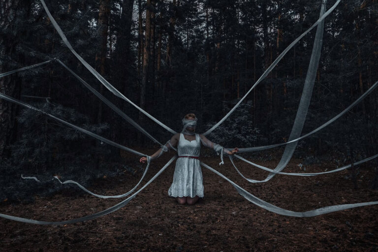 Horror Photography Ideas: 30 Stunning Sparks - Photogenic Mind
