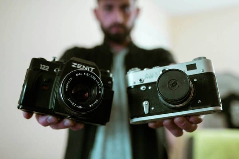 Analog Vs. Digital Photography: 6 Powerful Insights