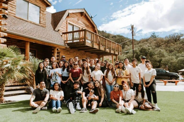 Aperture For Group Photos: 6 Tips For Having Clear Focus